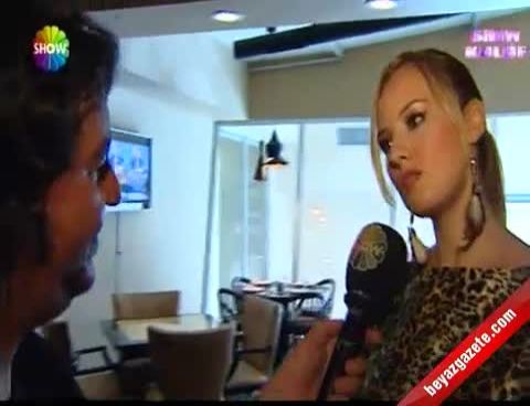 Şebnem Schaefer uzun bir aradan sonra tekrar podyumlarda